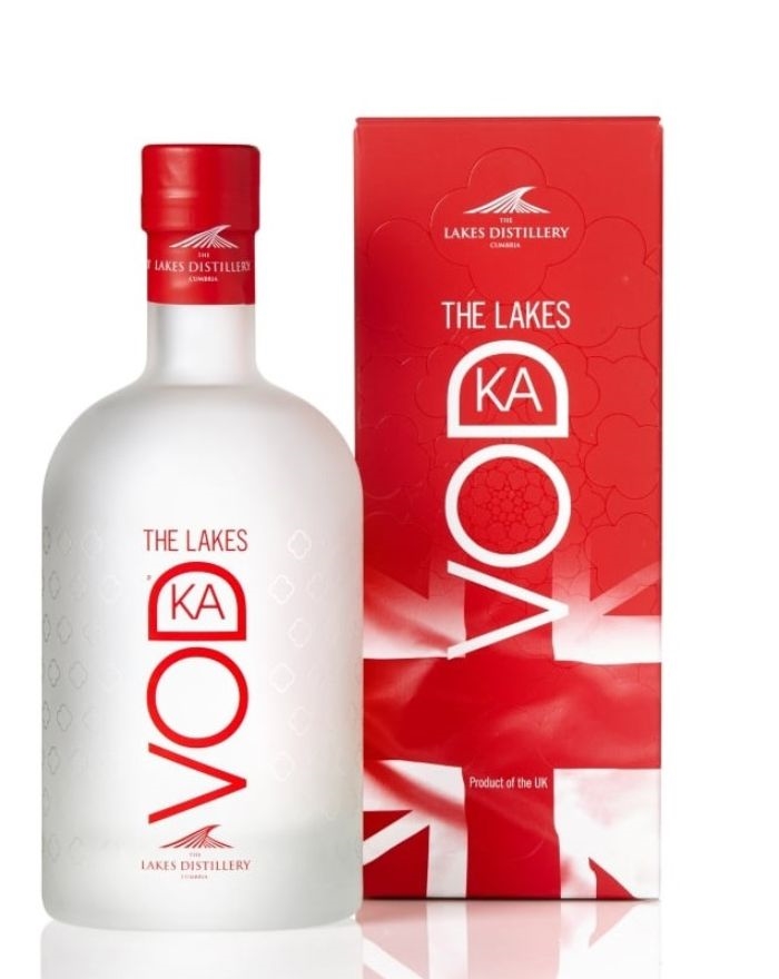 Køb The Lakes Vodka i Gaveæske 70 cl» Fri Fragt*
